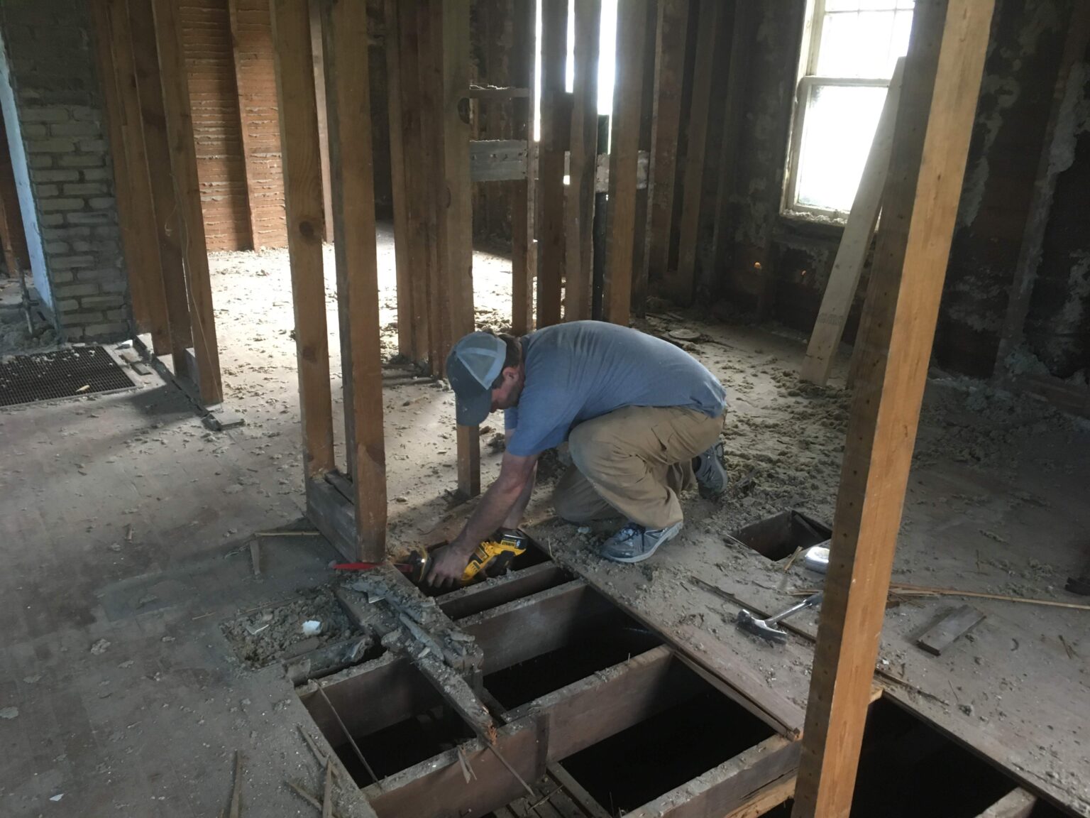What Is an Artisan Contractor? A Simple 2 Part Explanation for ...